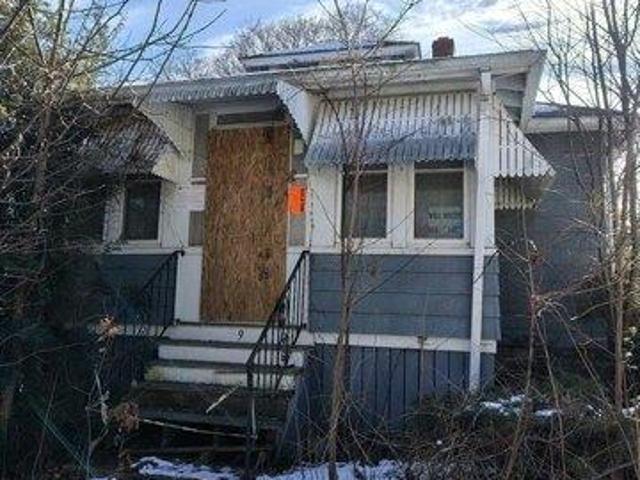 2 bedroom, Brockton MA 02301 103662765