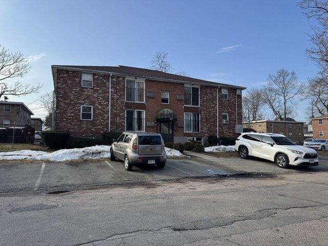 2 bedroom, Brockton MA 02301 LS102410157