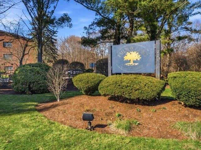 2 bedroom, Brockton MA 02301 LS102412132