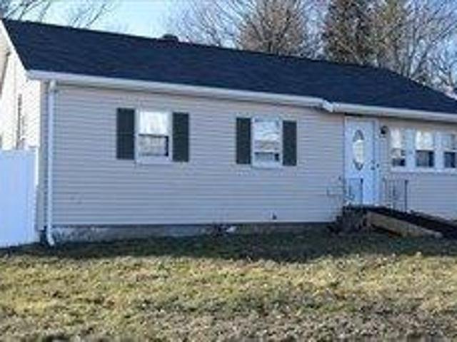 2 bedroom, Brockton MA 02302 103099350