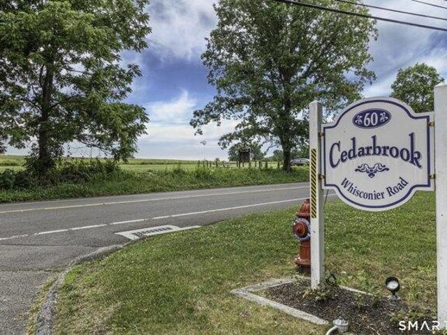 2 bedroom, Brookfield CT 06804 104849563