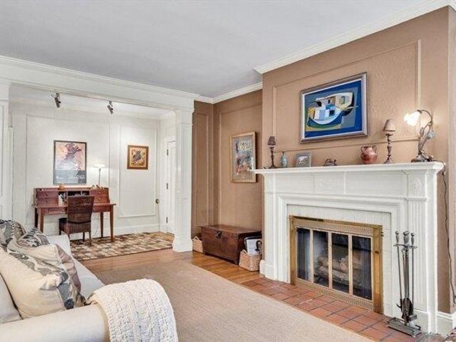 2 bedroom, Brookline MA 02445 101958333