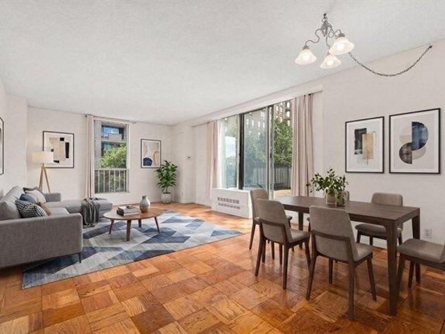2 bedroom, Brookline MA 02445 105082769