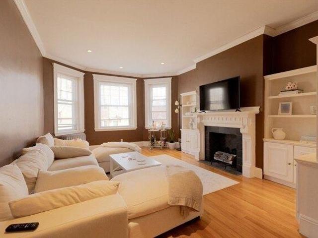 2 bedroom, Brookline MA 02446 101896858