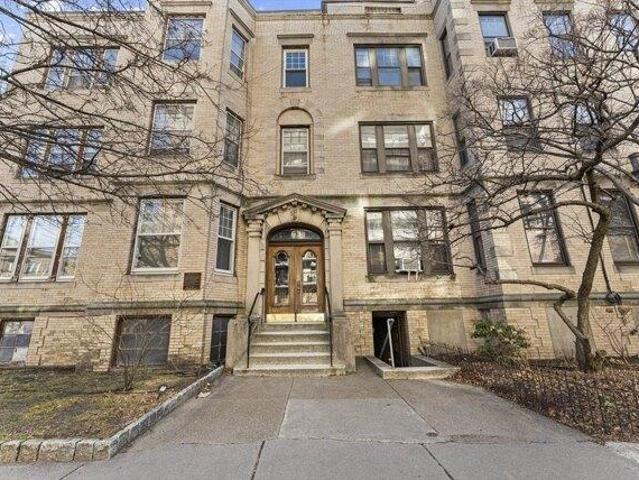 2 bedroom, Brookline MA 02446 101958542