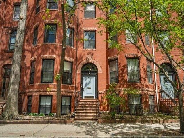 2 bedroom, Brookline MA 02446 102372697