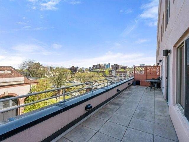 2 bedroom, Brookline MA 02446 103887788