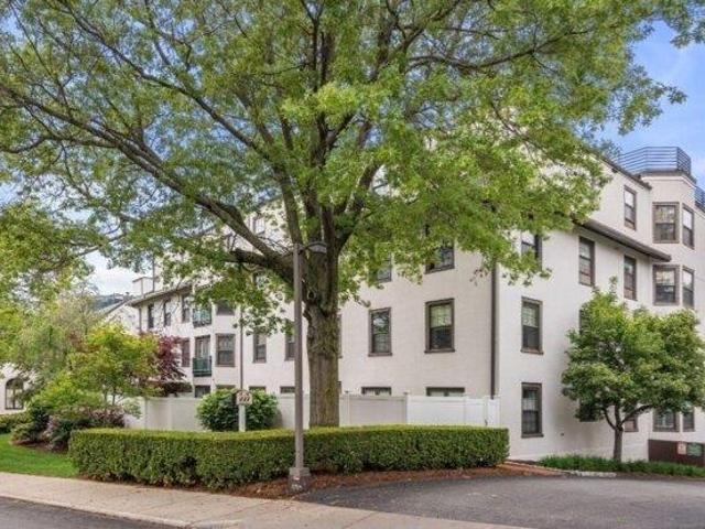 2 bedroom, Brookline MA 02446 104809708