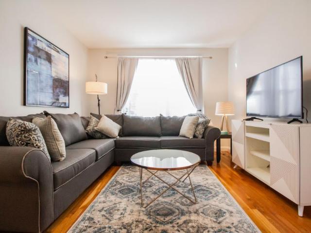 2 bedroom, Brookline MA 02446 85287452