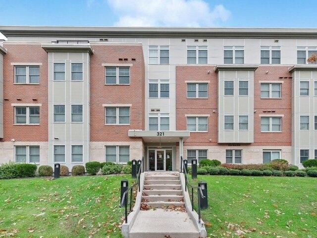 2 bedroom, Brookline MA 02467 103098967