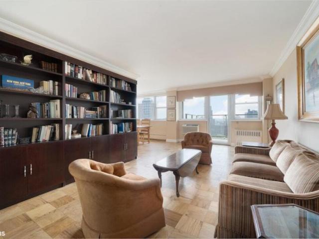 2 bedroom, Brooklyn Heights NY 95694569