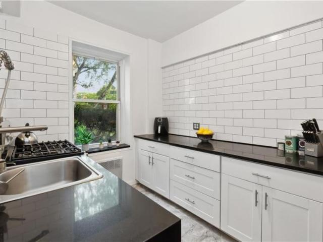 2 bedroom, Brooklyn NY 11209 87568718