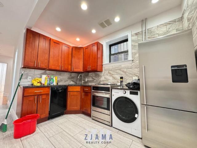2 bedroom, Brooklyn NY 11215 90933452