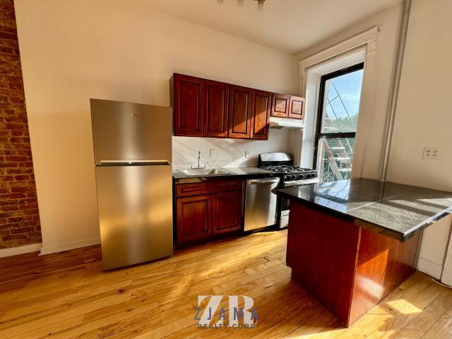 2 bedroom, Brooklyn NY 11216 LS77544318