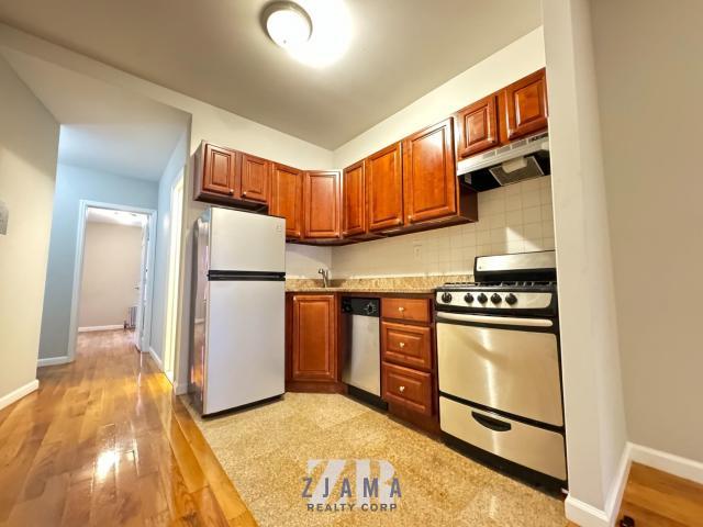 2 bedroom, Brooklyn NY 11217 81043468