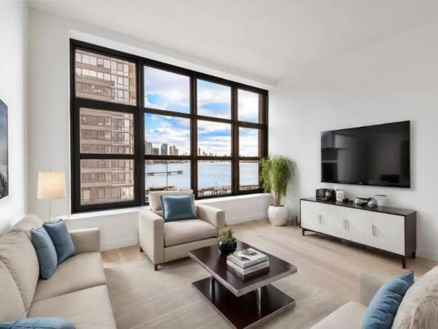 2 bedroom, Brooklyn NY 11222 79715807