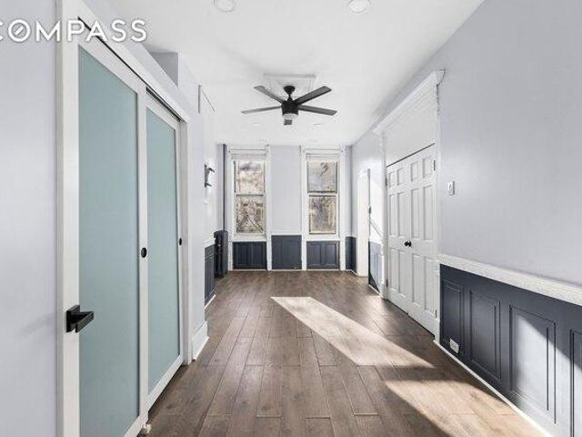 2 bedroom, Brooklyn NY 11233 88409282