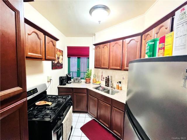 2 bedroom, Bronx NY 10462 LS72692052