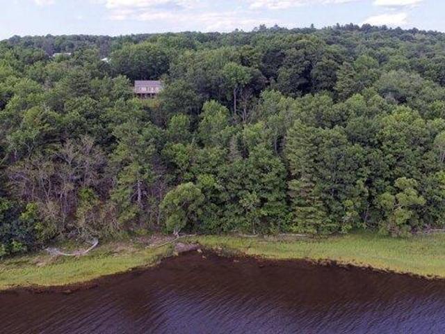 2 bedroom, Bucksport ME 04416 104237371