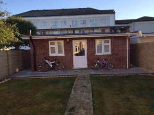 2 Bedroom Bungalow