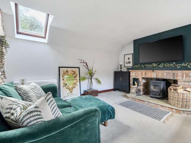 2 Bedroom Bungalow