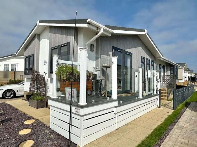 2 Bedroom Bungalow