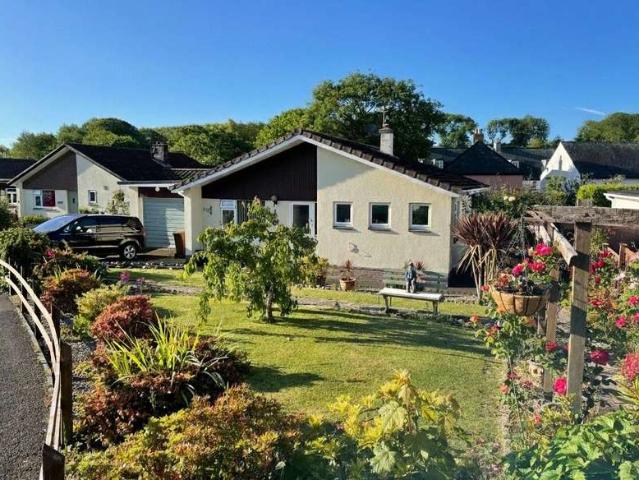 2 Bedroom Bungalow