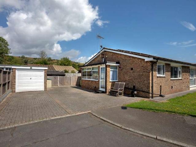 2 Bedroom Bungalow