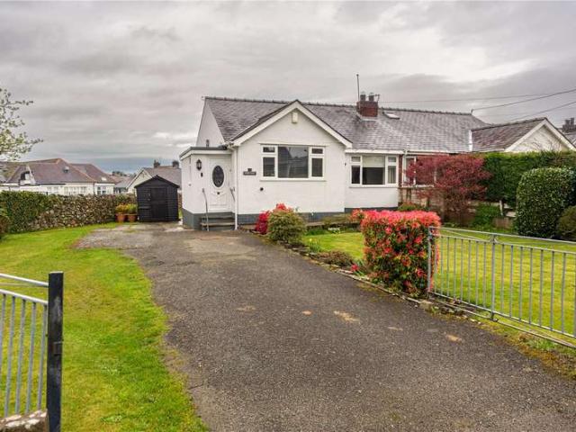 2 Bedroom Bungalow