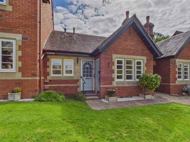 2 Bedroom Bungalow