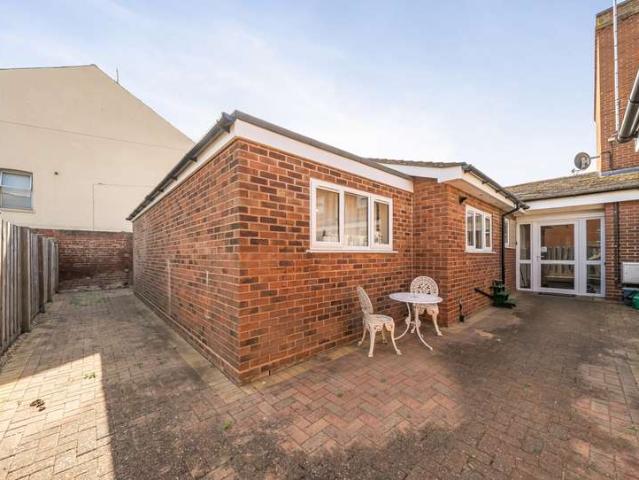 2 Bedroom Bungalow