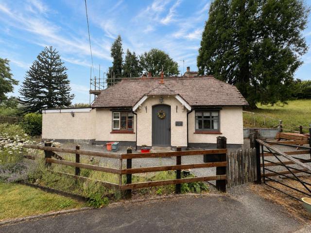 2 Bedroom Bungalow