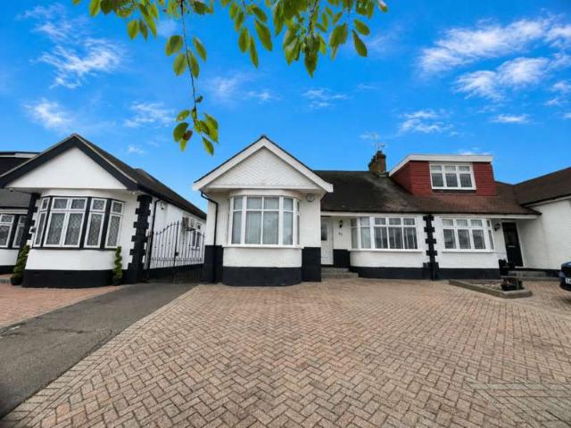 2 Bedroom Bungalow