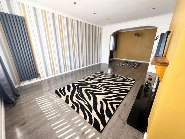 2 bedroom bungalow