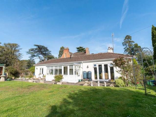 2 Bedroom Bungalow