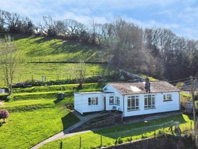 2 Bedroom Bungalow Cowbridge Cowbridge 101931802