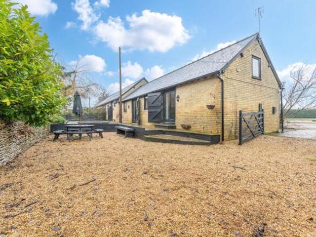 2 Bedroom Bungalow Cambridgeshire Cambridgeshire LS99808805