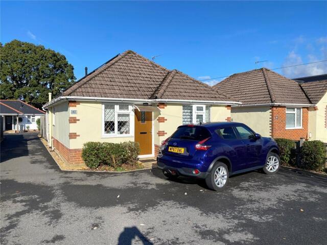 2 Bedroom Bungalow Bournemouth Bournemouth 99029562