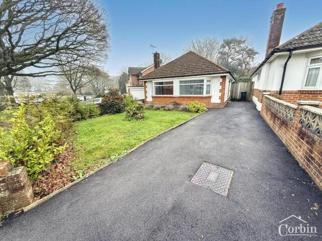 2 Bedroom Bungalow Bournemouth Bournemouth LS101676667