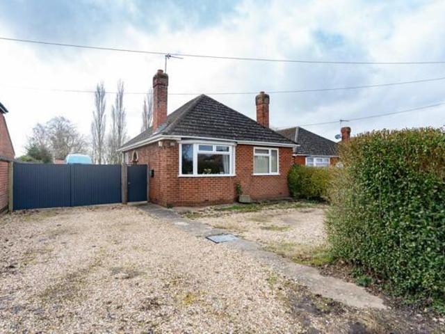 2 Bedroom Bungalow Boston Lincolnshire 99437381