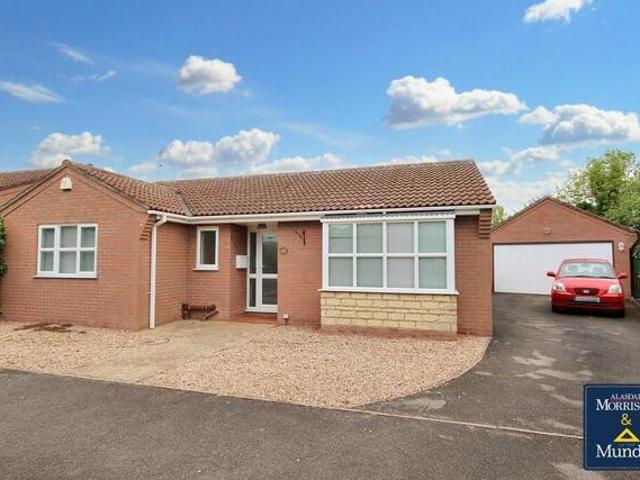 2 Bedroom Bungalow Balderton Balderton 99130316