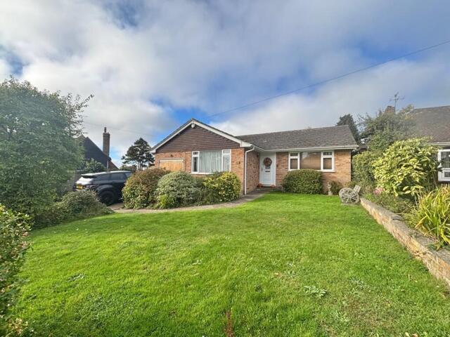 2 Bedroom Bungalow Bexhill East Sussex LS99290069