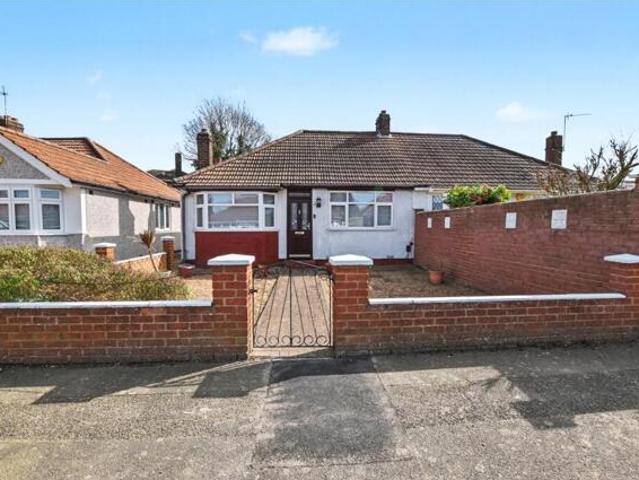 2 Bedroom Bungalow Bexleyheath Greater London 100579179