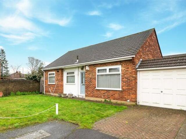 2 Bedroom Bungalow Bexleyheath Greater London 98864560