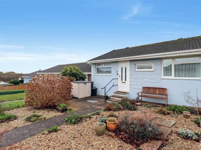 2 Bedroom Bungalow Bideford Devon 99774113