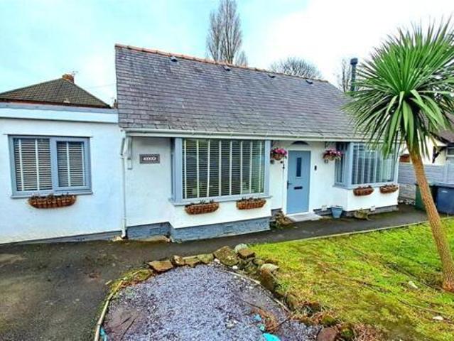2 Bedroom Bungalow Birkenhead Wirral 100057752