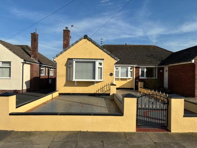 2 Bedroom Bungalow Blackpool Lancashire LS101025344