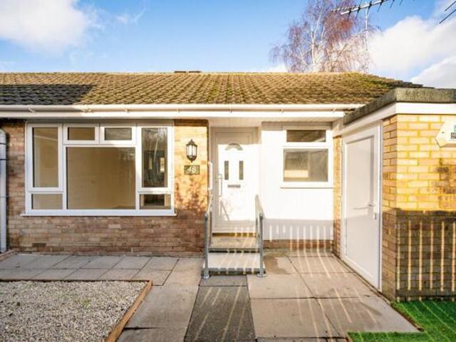 2 Bedroom Bungalow Bracknell Bracknell Forest 99290357