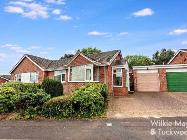 2 Bedroom Bungalow Bridgwater Somerset LS99237038
