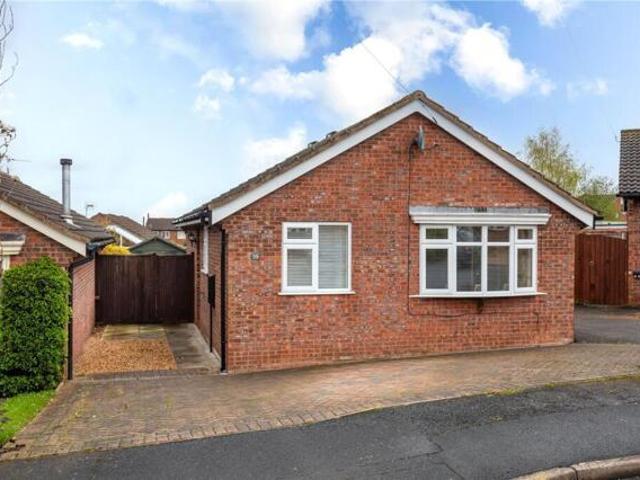 2 Bedroom Bungalow Bridgnorth Shropshire LS99092775